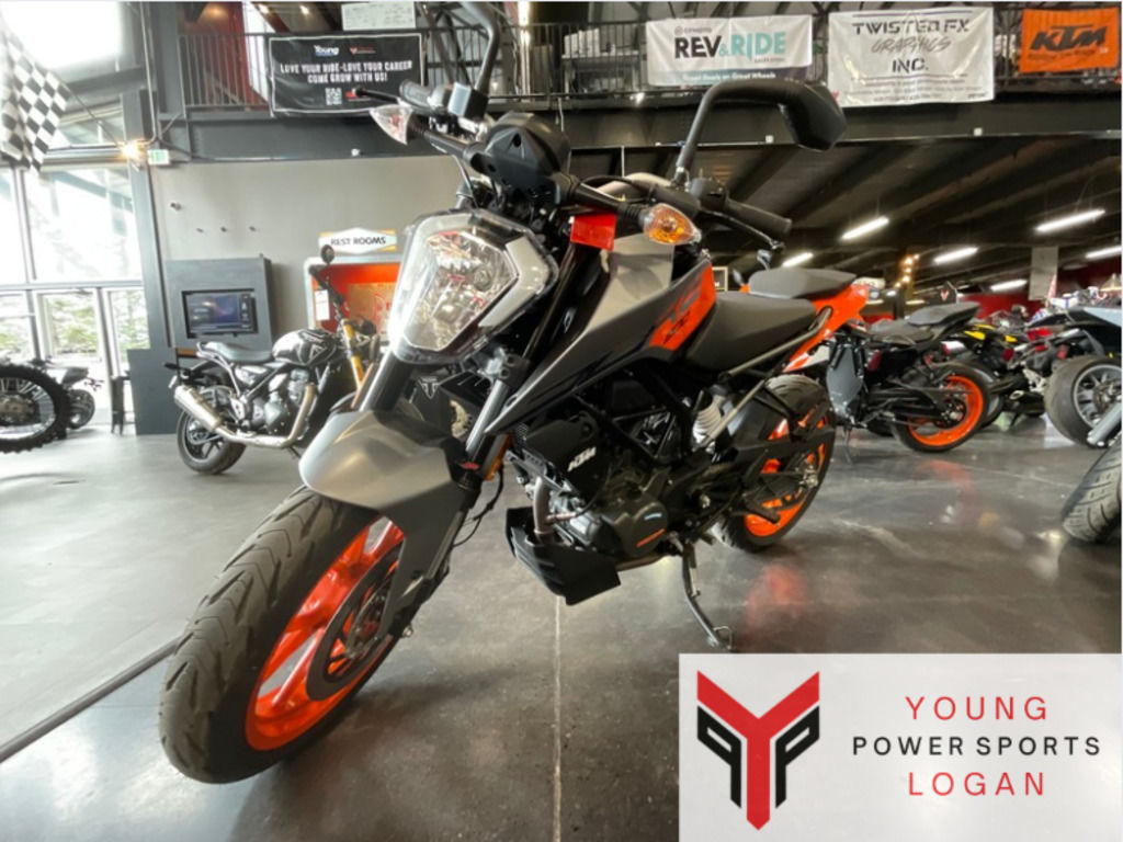 New 2023 KTM 200 Duke – Young Powersports